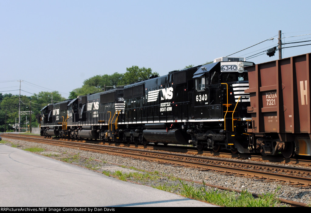 NS 6340 trailing on 921